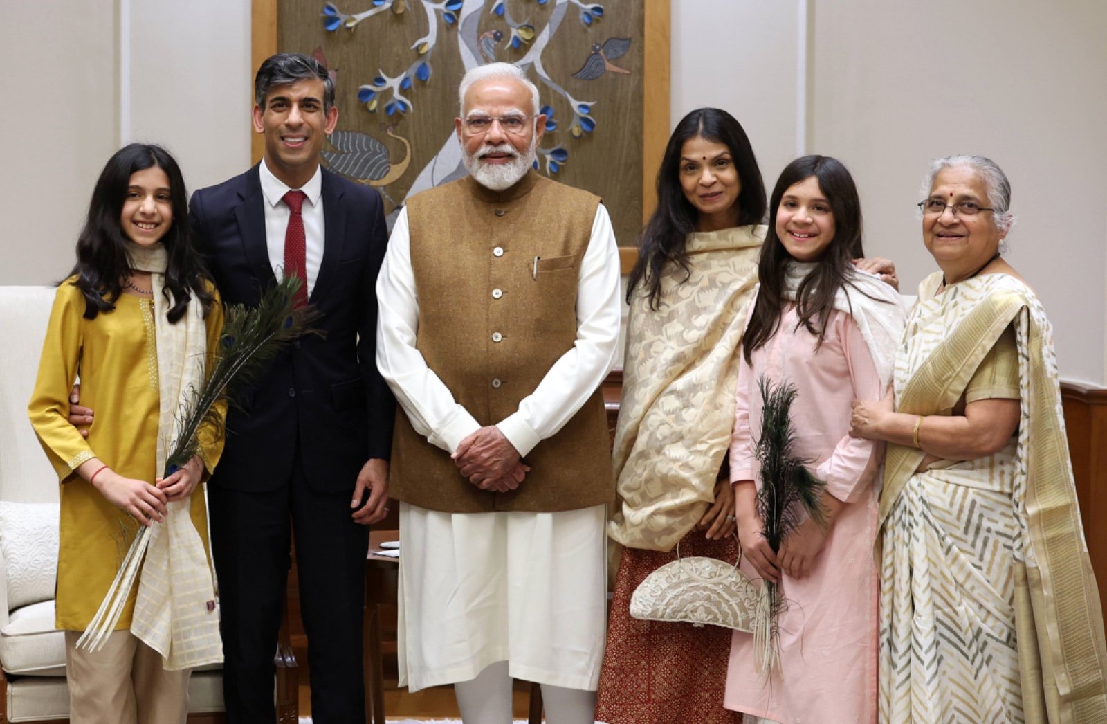 Rishi Sunak and Family in India: Meet Prime Minister Narendra Modi